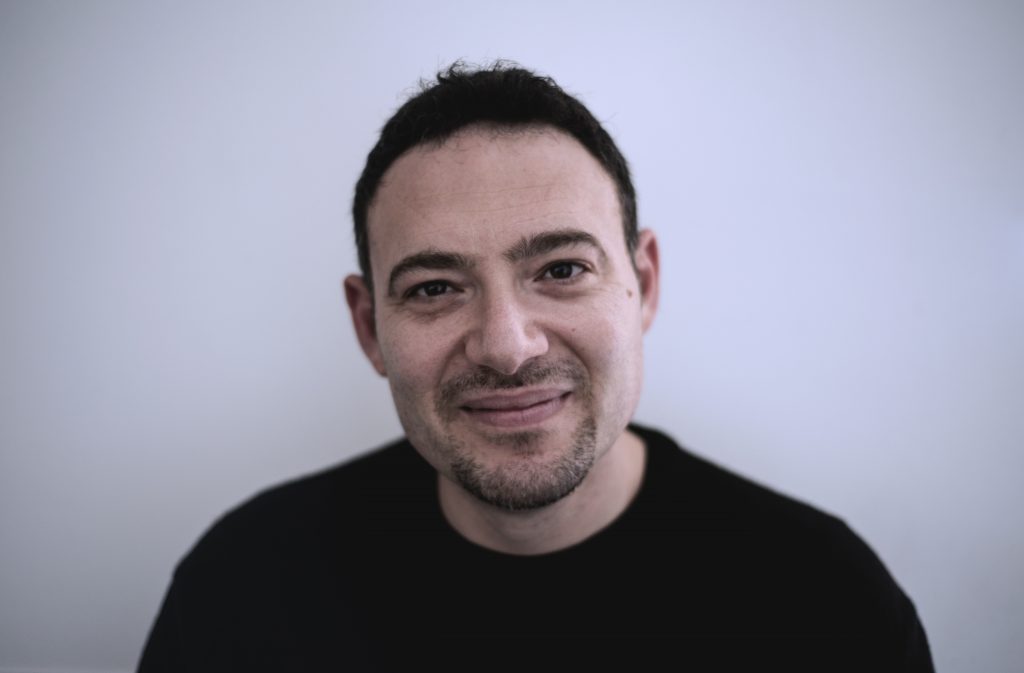 Intervista allo scrittore Roberto Bratti